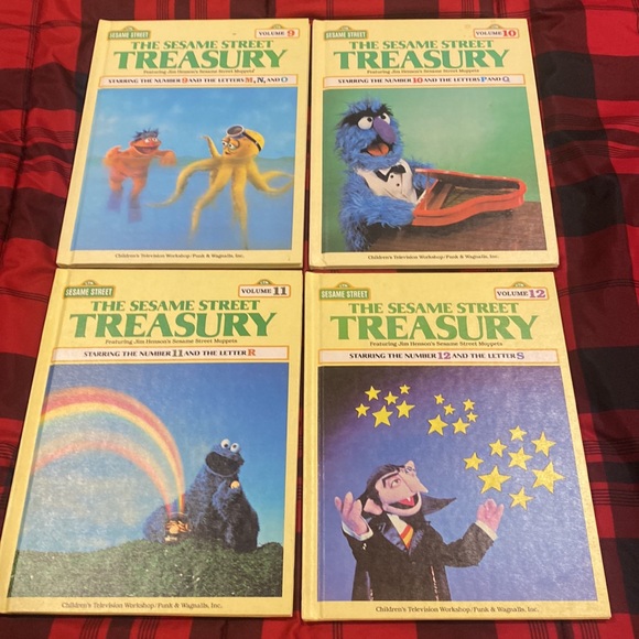 Sesame Street | Other | Vintage The Sesame Street Treasury 5 Book ...